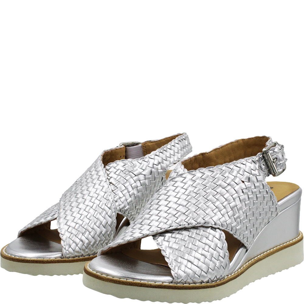 Bresley Shifty Silver Leather Sandals - ShoeBeDoo